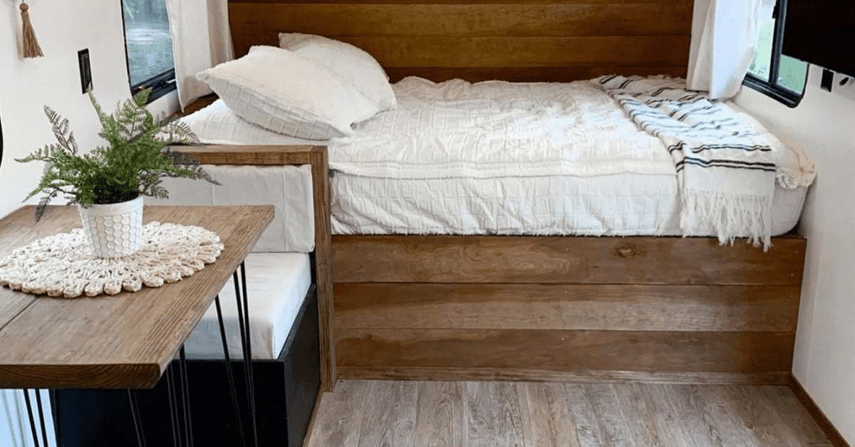 12 Spacious Travel Trailers with Two Queen Bedrooms - RVing Beginner