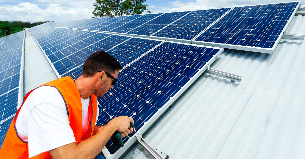 How to Install Solar Panels Guide (2025 Solar Panel Installations ...